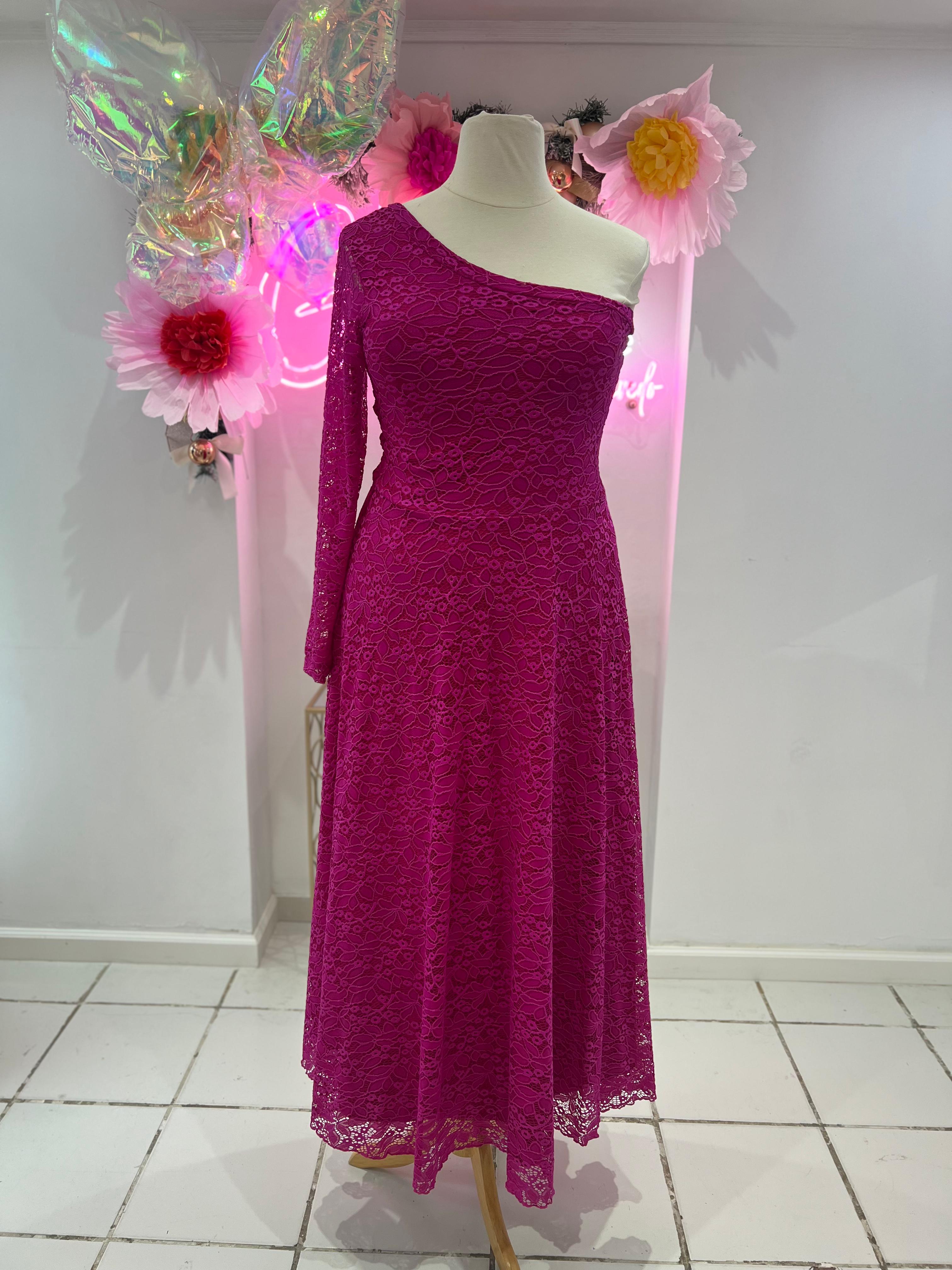 Lace Elegant Dress – Glam Boutique Carmen Acevedo